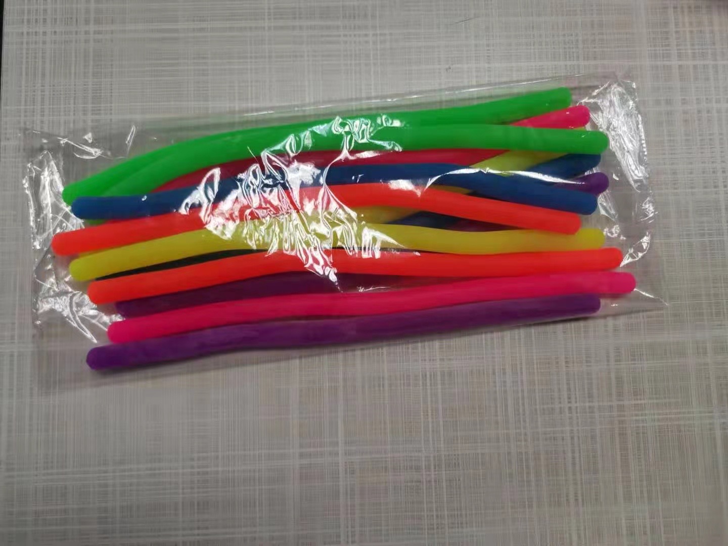 Hot Sale Stress Relief Toys Smooth Super Elastic monkey noodles